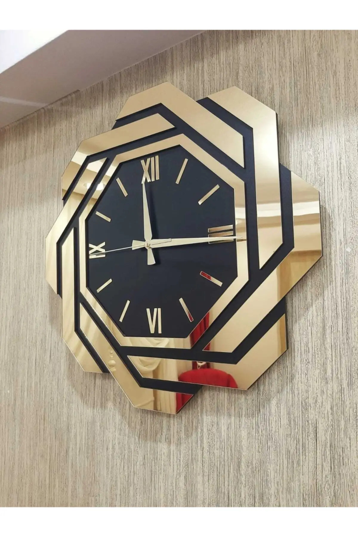 Labyrinth-Model-50x50-Cm-Laser-Cut-Mirrored-Wall-Clock-Gold-Color-Roman ...