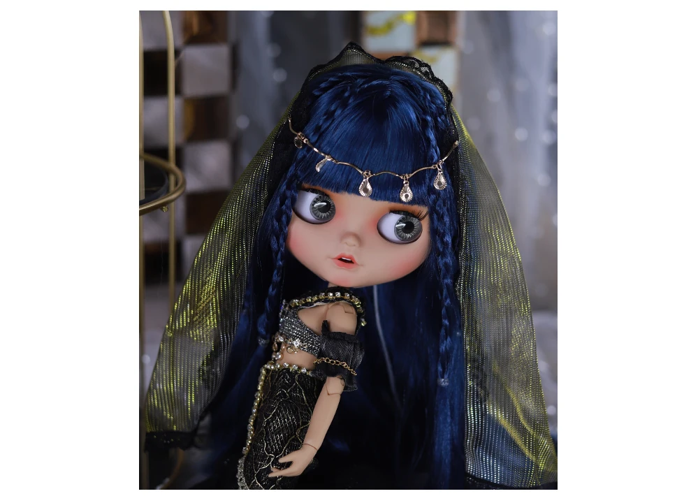 Neo Blythe Doll with Blue Hair, Tan Skin, Matte Smiling Face & Custom Jointed Body | This Is ...