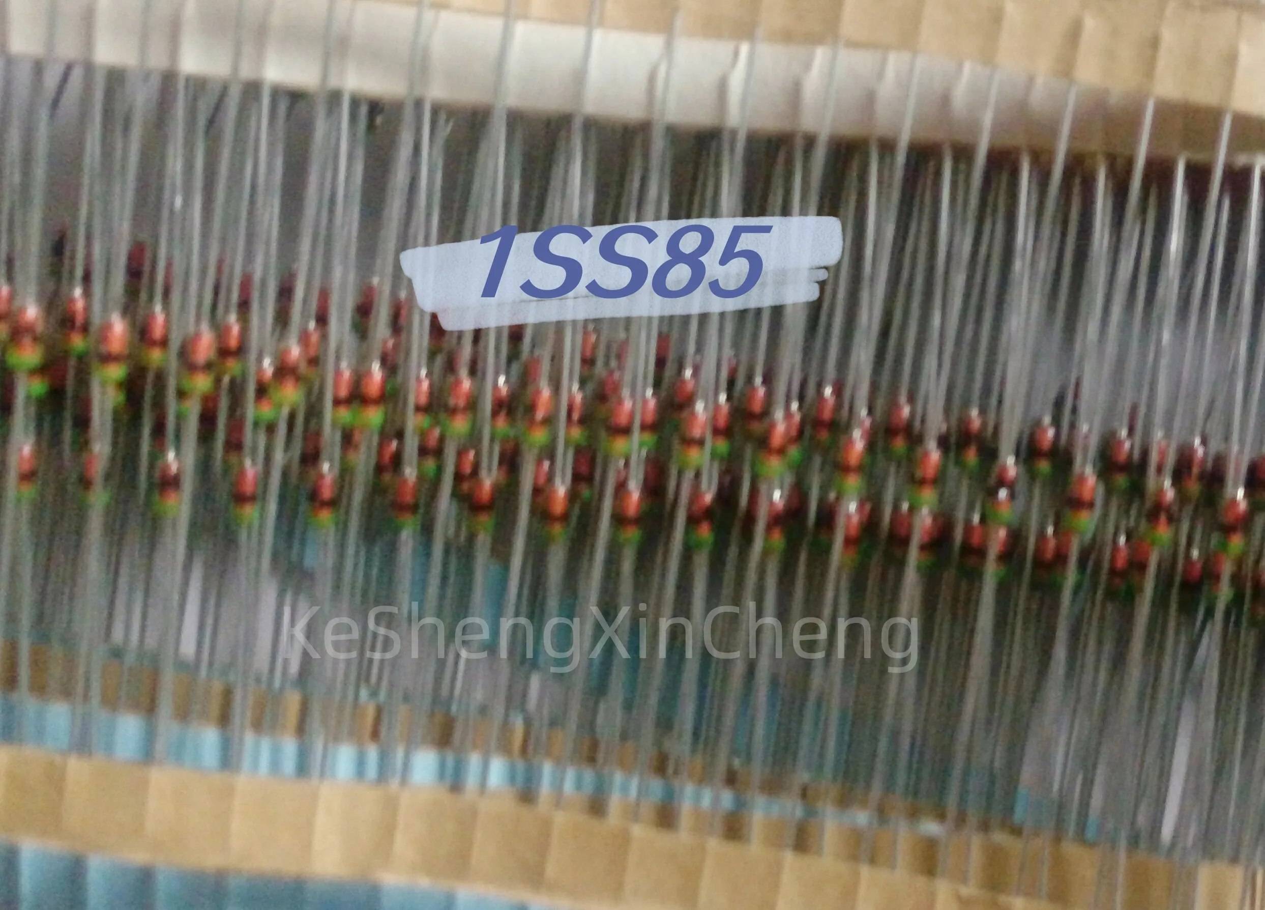 20pcs-lot-1SS85-ISS85-varicap-diode.jpg