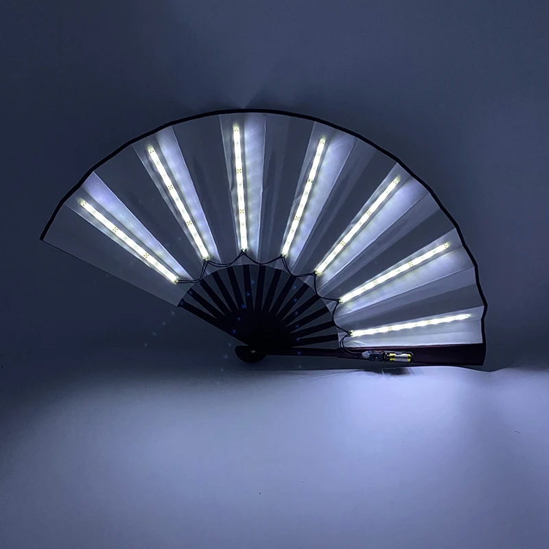 Japanese Bladed Fan Weapon