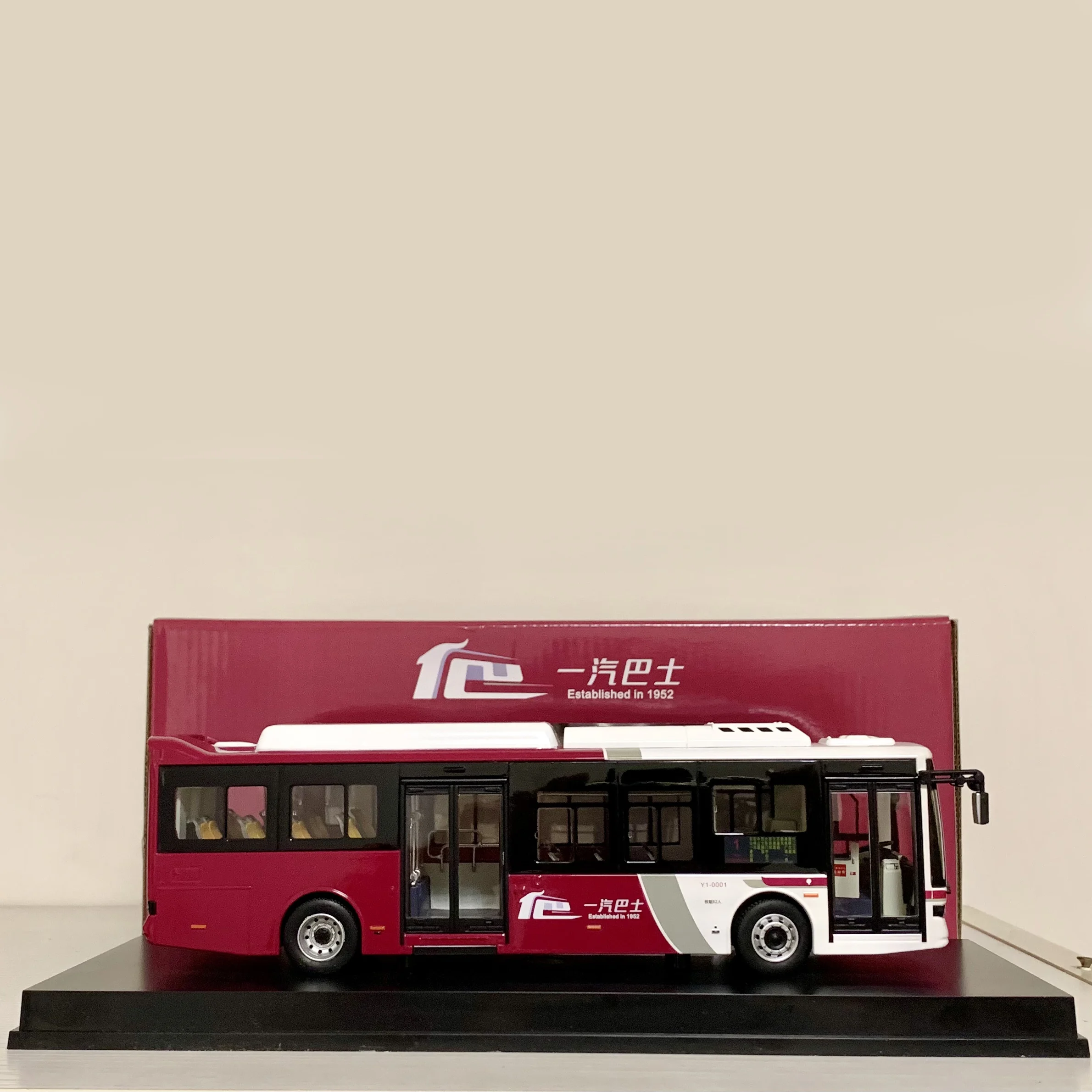 Diecast-1-43-Scale-GAC-BYD-B10-Pure-Electric-Bus-Bus-Passenger-Alloy ...