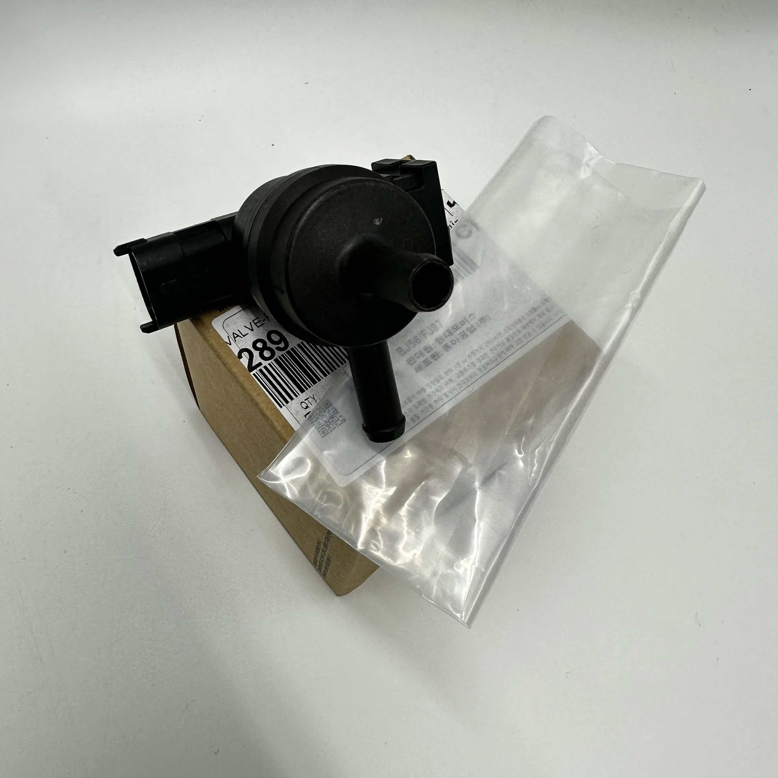 289102E000 Purge Control Valve FOR Fits Kia Forte K900 Soul 12 16 ...
