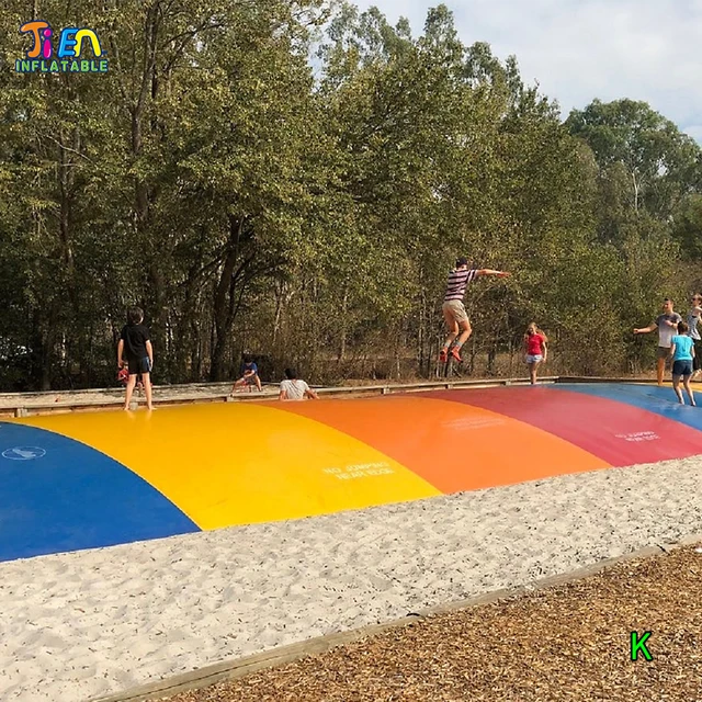 Kroppskontur Utklipp For Barn 12X6M Opblaasbare Kangoeroe Springen