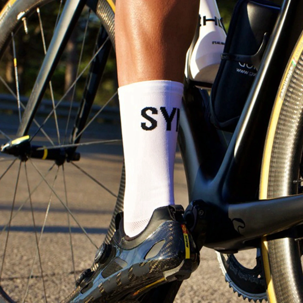 10 pairs of socks !!! you can mix and match colors and sizes Pro ...