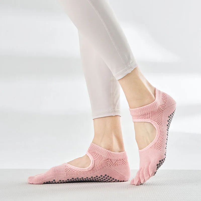 Pilates-Five-Toe-Socks-Women-Yoga-Non-slip-Silicones-Low-Ankle-Socks.jpg