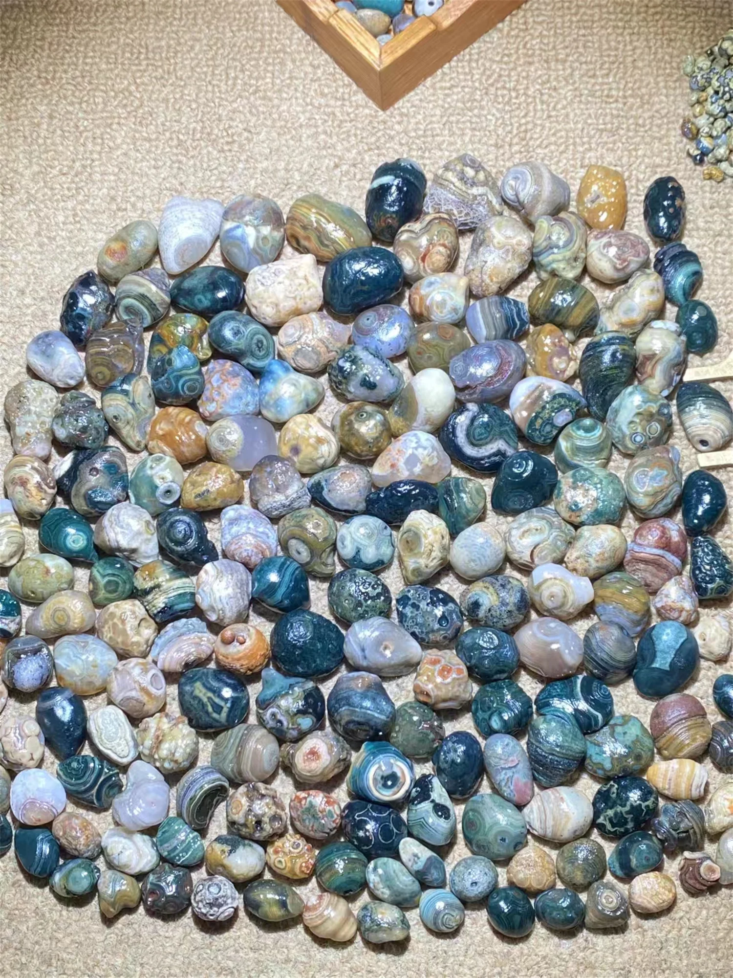 171pcs-lot-Natural-Gobi-Agate-Eye-Stone-Rare-collectibles-in-the-world ...