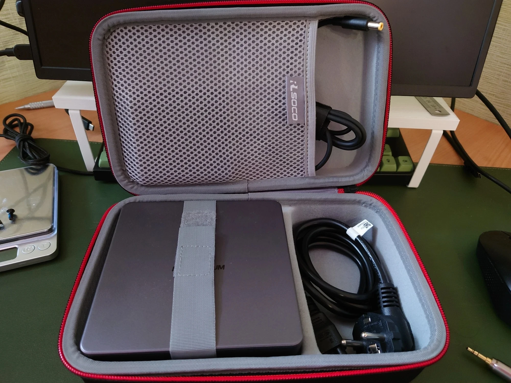 Hard-Travel-Protective-Case-for-Minisforum-UM790-Mini-PC-Carrying-Case ...