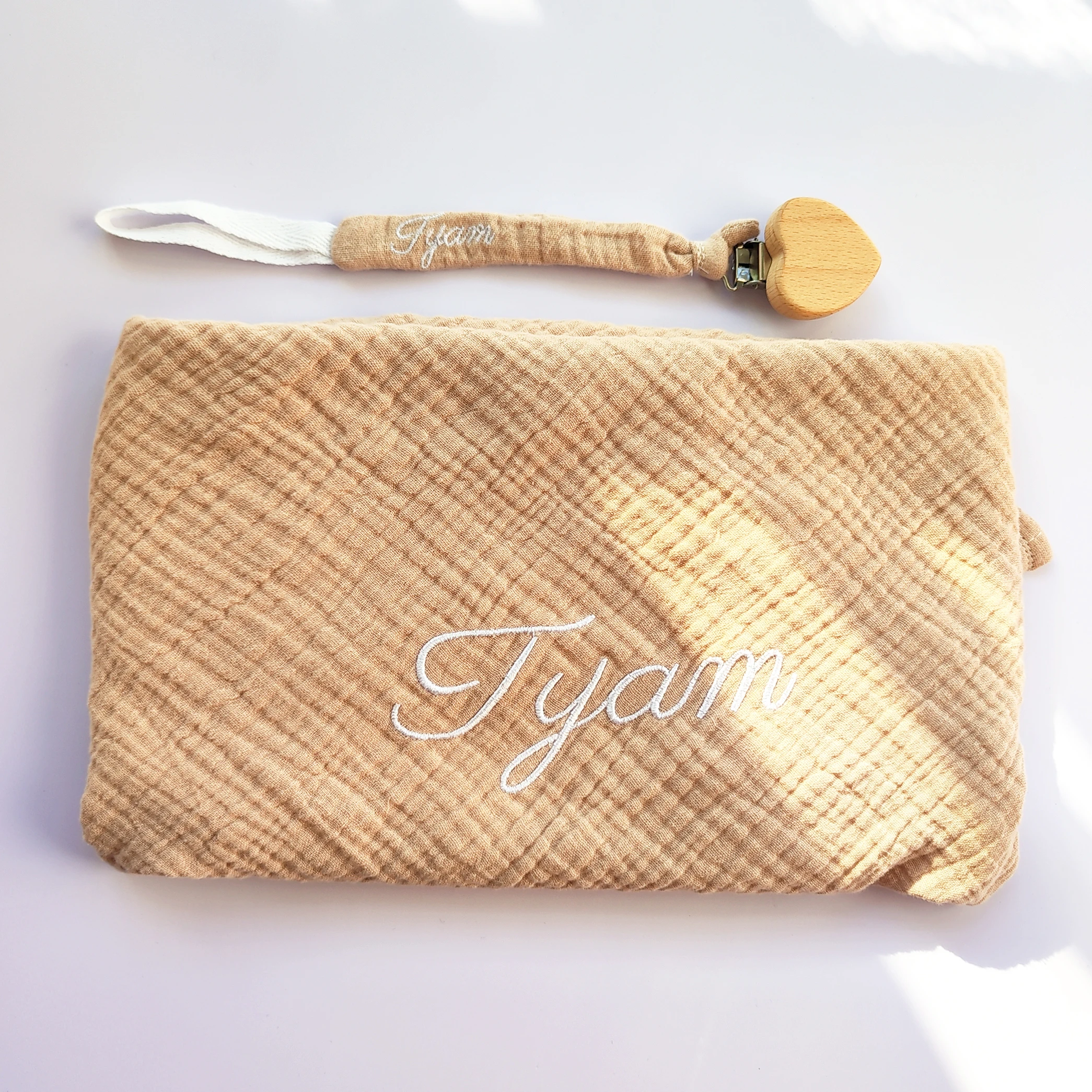 2pcs-set-Personalized-Embroidered-Diaper-Cotton-Gauze-Shoulder ...