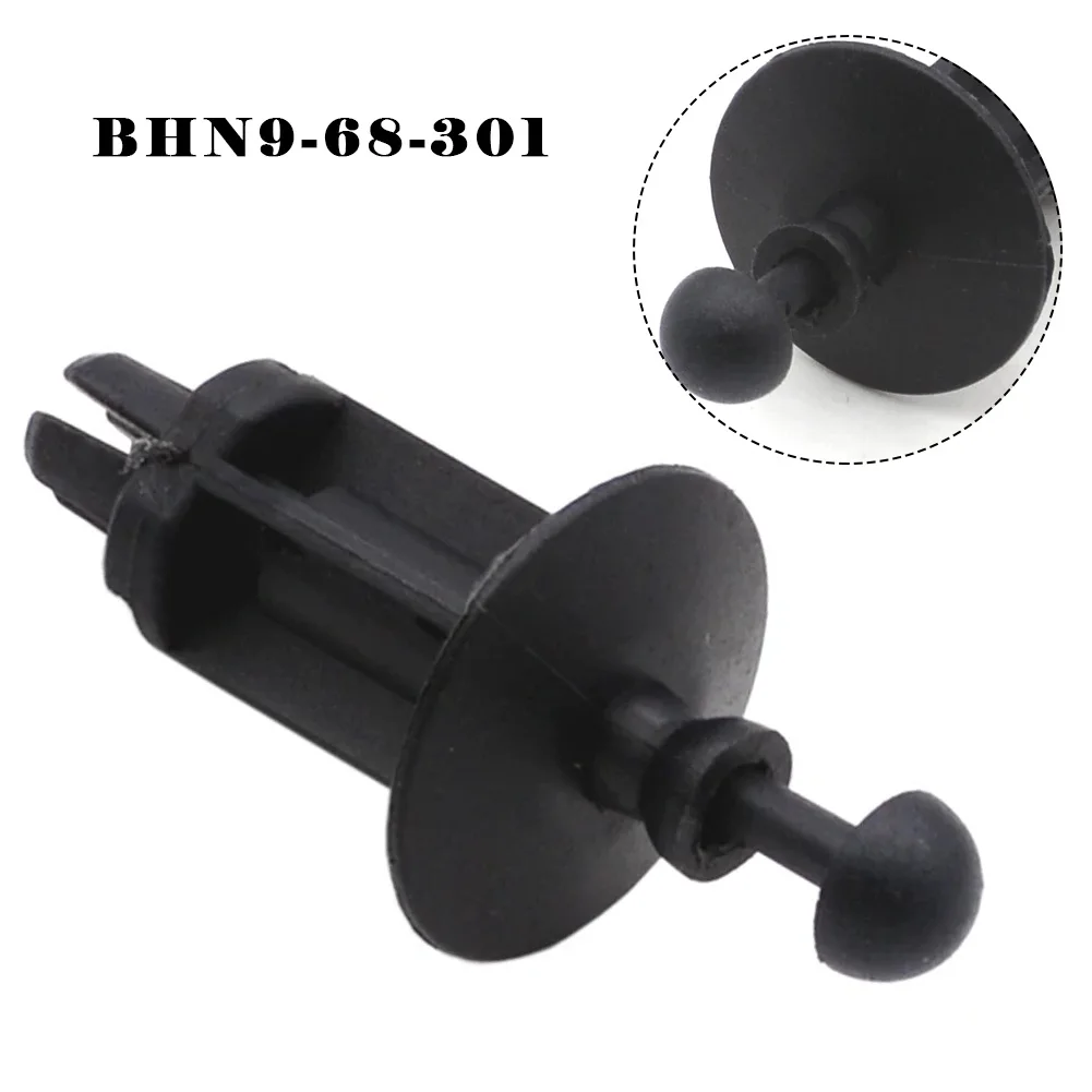 BHN9-68-301 BHN968301 Tailgate Trim Panel Hanger Buckle For For Mazda 3 ...