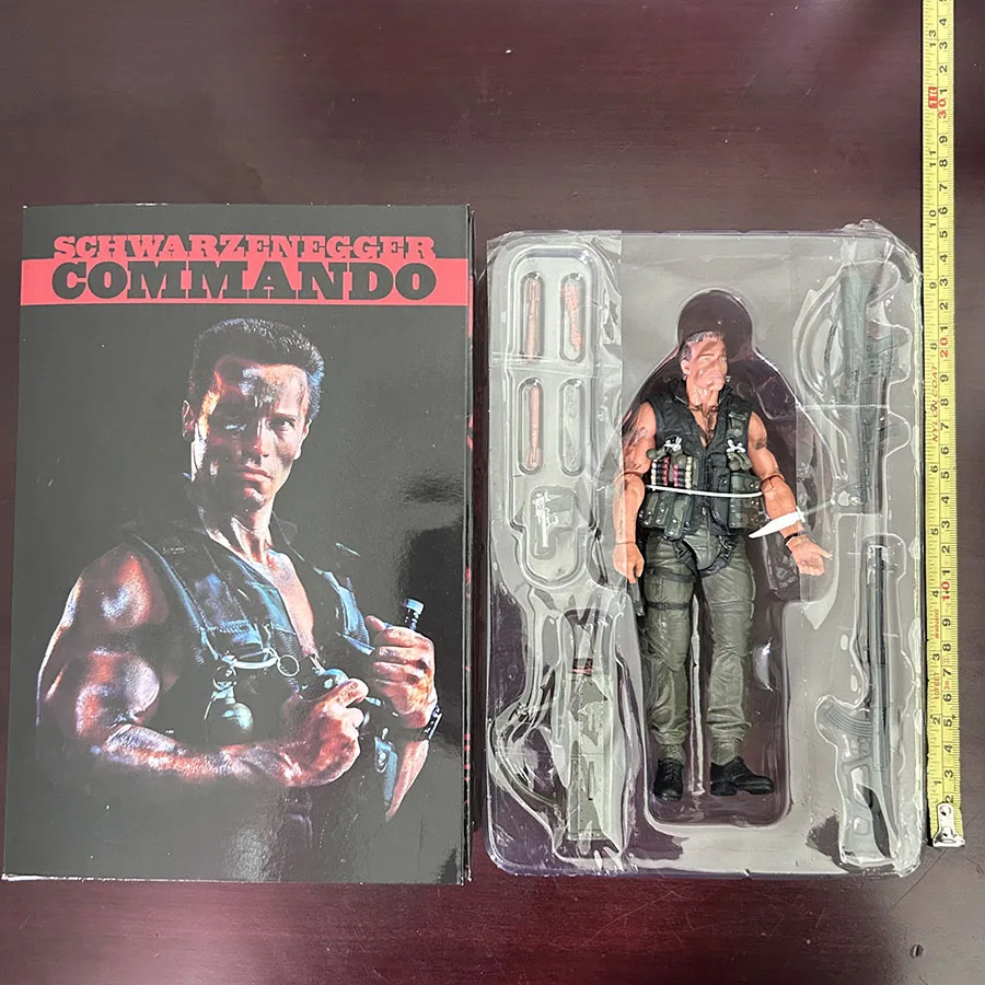 Neca-Terminator-Action-Figure-T-800-Commando-Terminator-Commando-Modelo ...