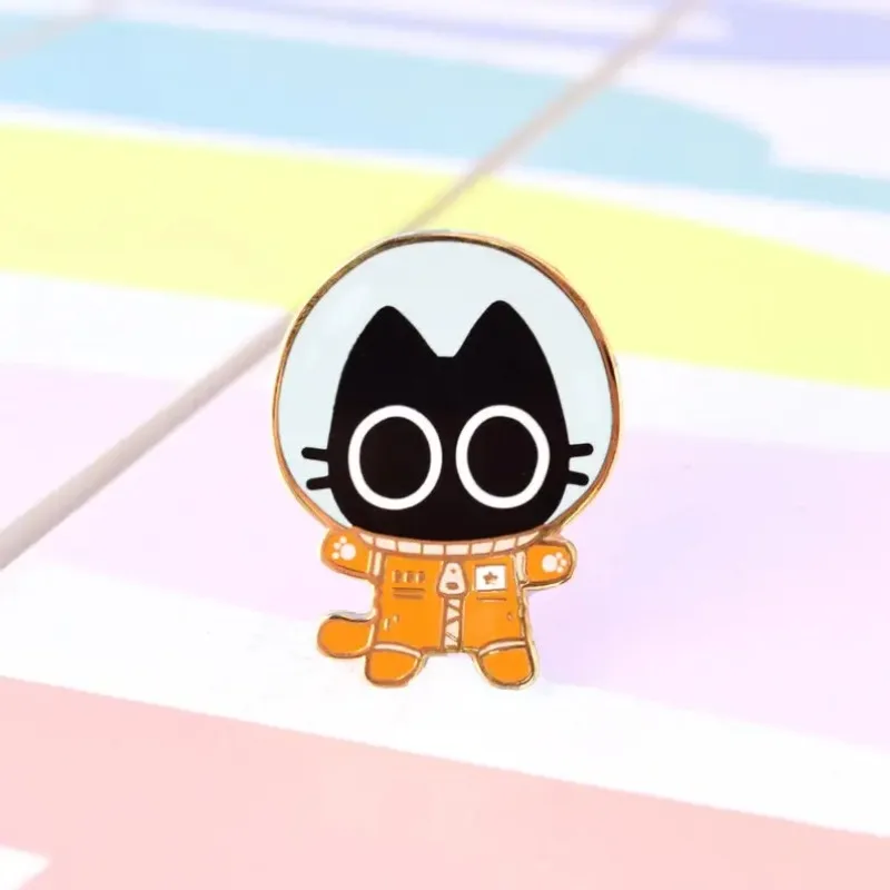 Astro-Scaredy-Pin-de-esmalte-duro-de-gato-negro-broche-de-insignia-de ...