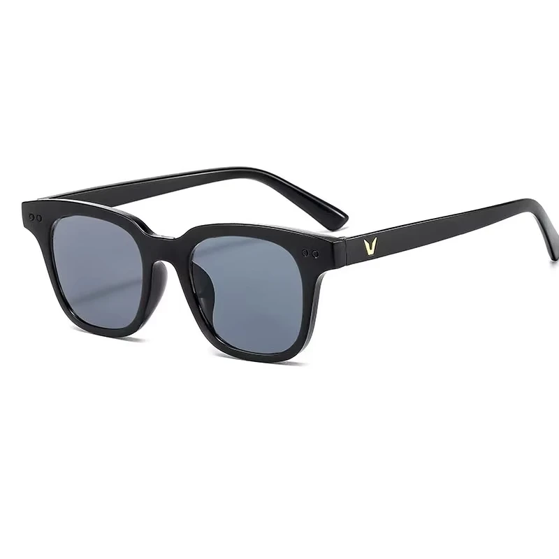 Nuevas-gafas-de-sol-para-hombre-gafas-cuadradas-Retro-cl-sicas-para-mujer-gafas-de-sol.jpg