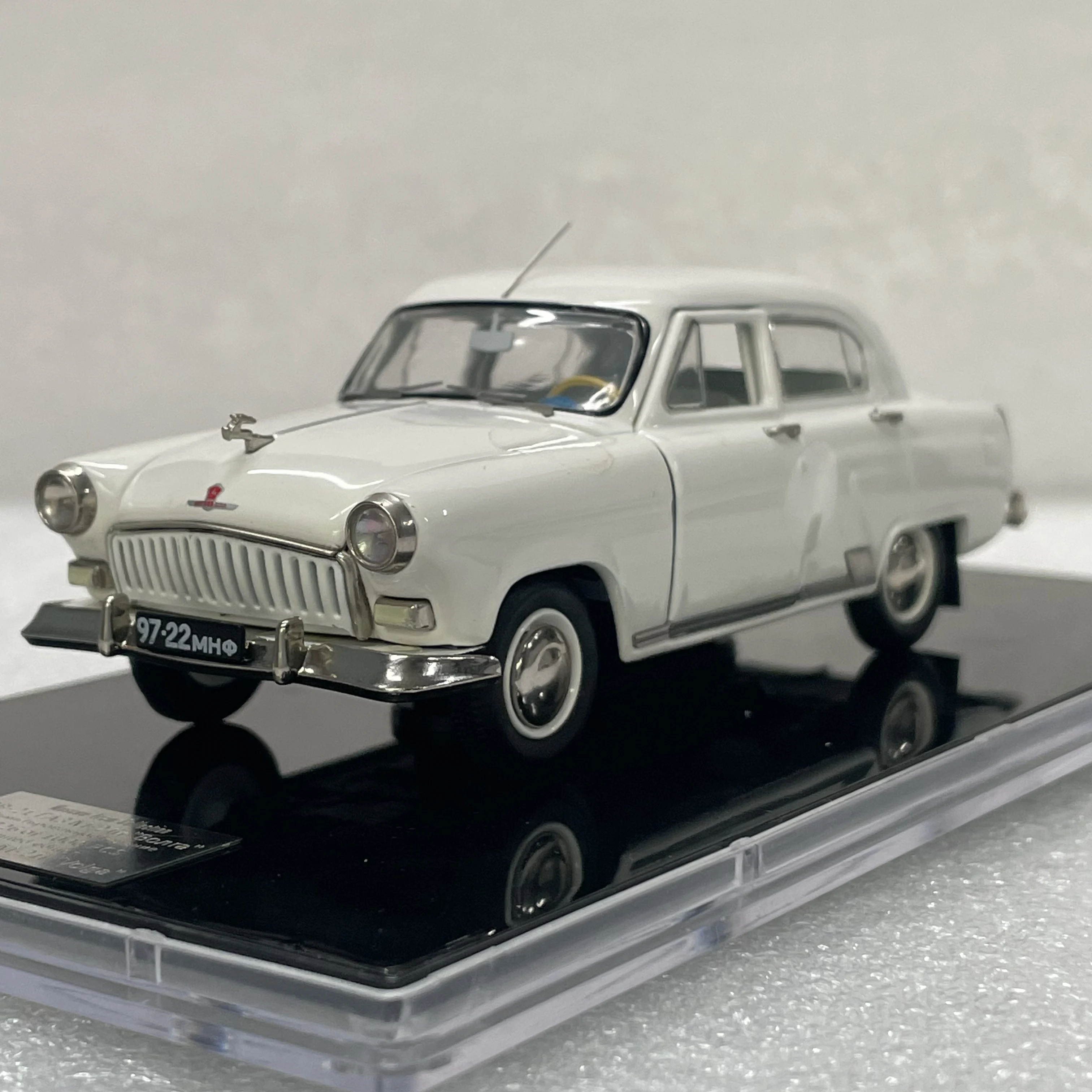 Static Die Casting 1:43 Scale Gaz M21 Volga Limited Edition Alloy ...