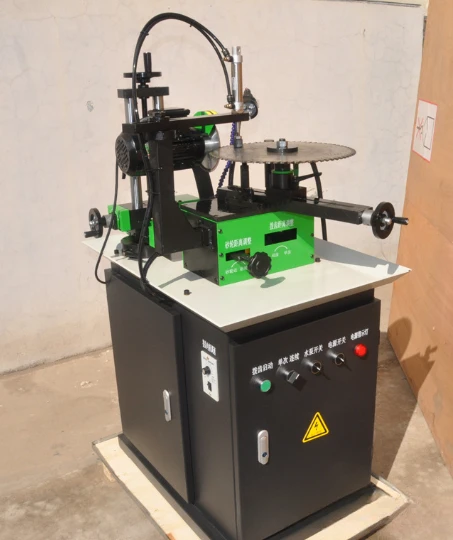 Fully-automatic-saw-blade-grinding-machine-45-degree-grinding-grinding ...