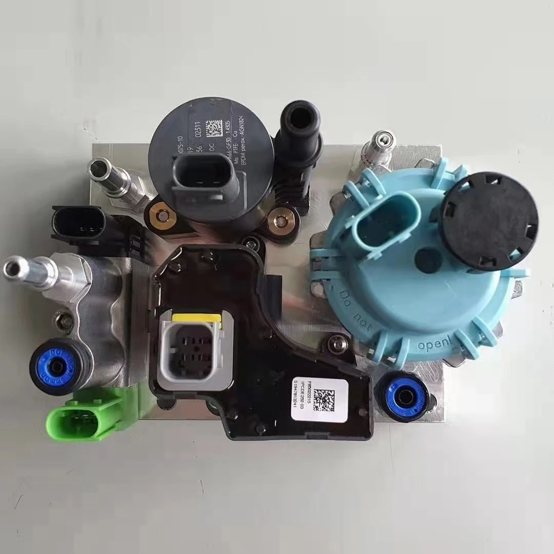 85022215 22209519 23387854 222209517 Urea pump for Volvo truck