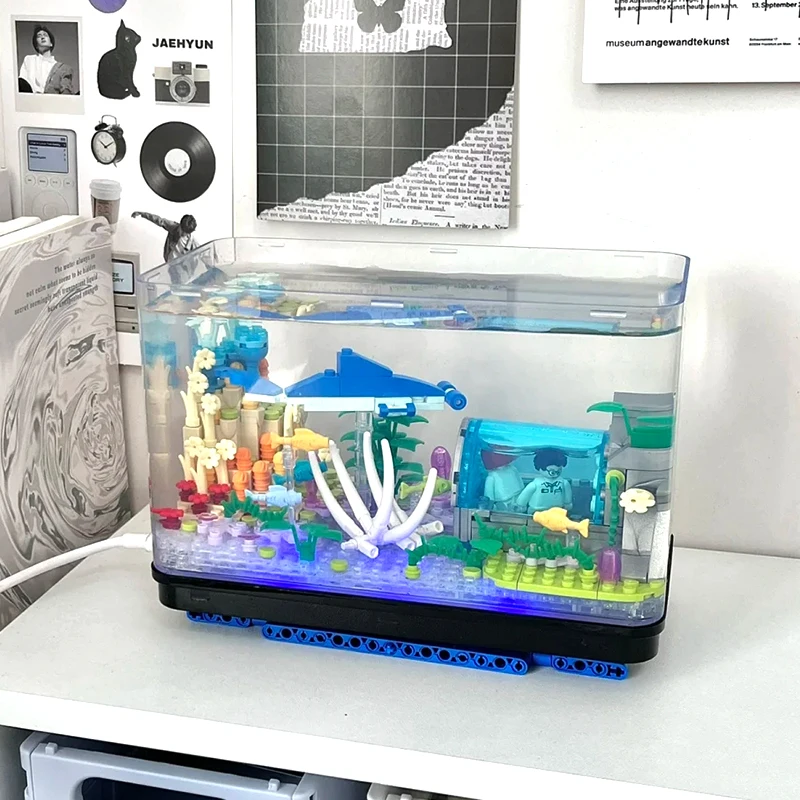 Creative-Fish-Tank-Aquarium-Building-Blocks-31122-with-LED-Light-Mini ...