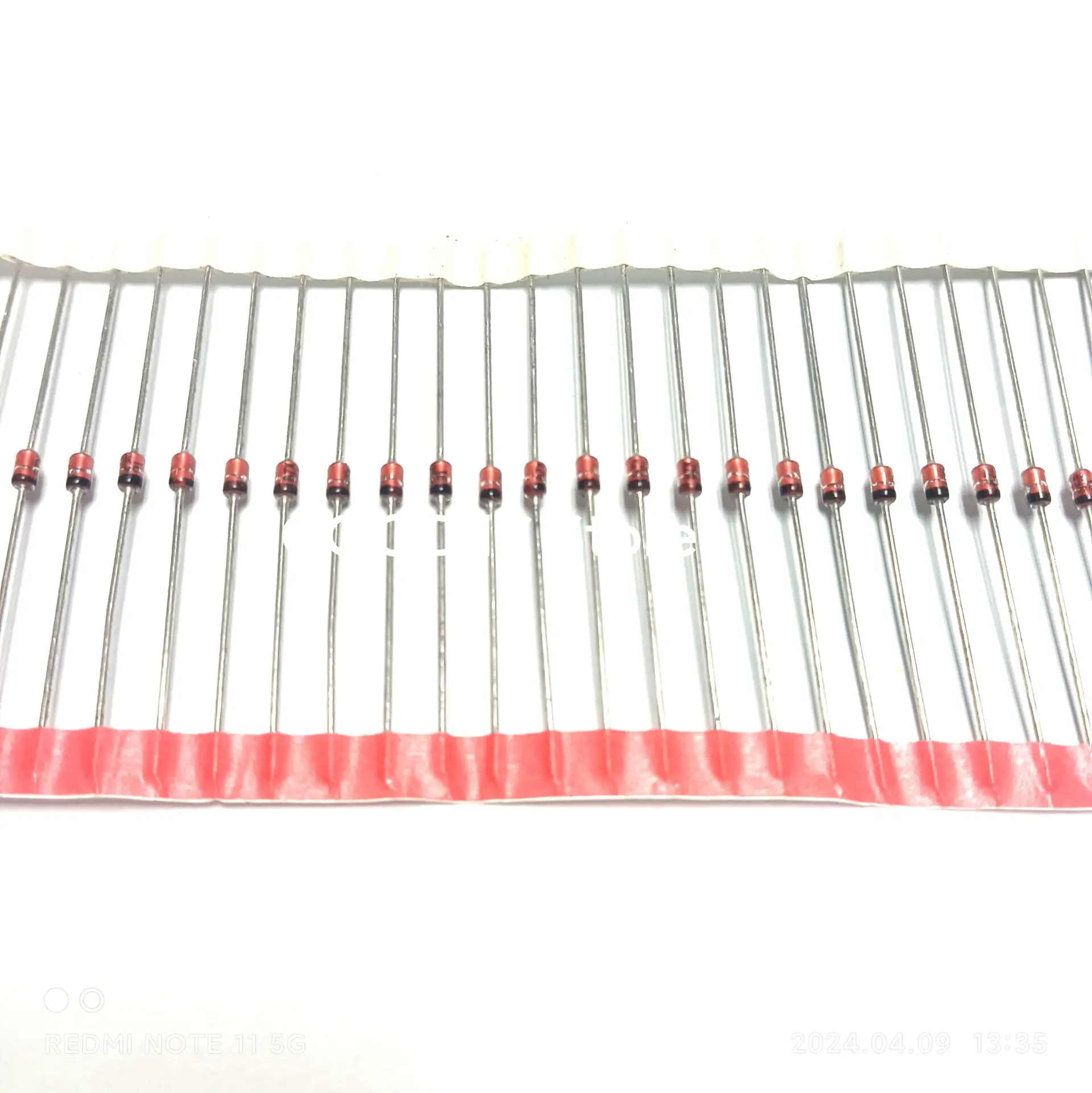 20PCS/LOT 1.3W Zener diode BZX85C11 12 13 15 16 18 20 22 24V 27V 30V ...