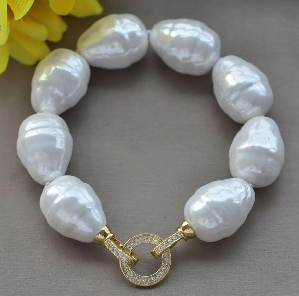 LARGE-20MM-SOUTH-SEA-WHITE-BAROQUE-SHELL-PEARL-BRACELET-7-5 ...