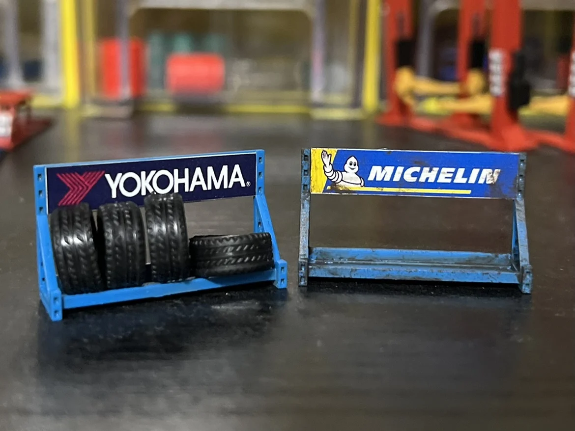 1-64-Tyre-Frame-Miniature-Model-Car-Tire-Garage-Scene-Decoration.jpg