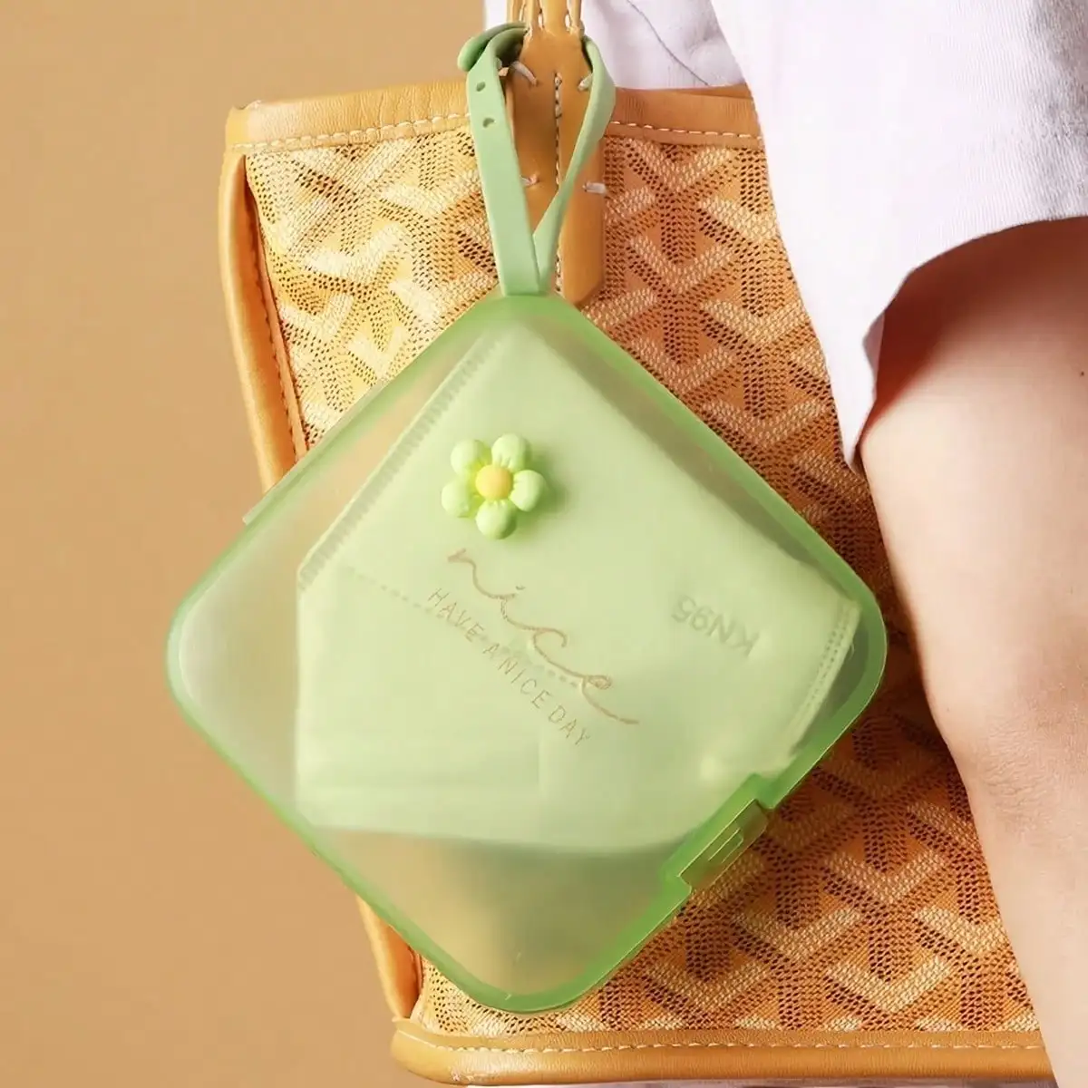 1pcs-Mask-Storage-Box-Portable-Mask-Case-Reusable-Face-Mask-Holder ...