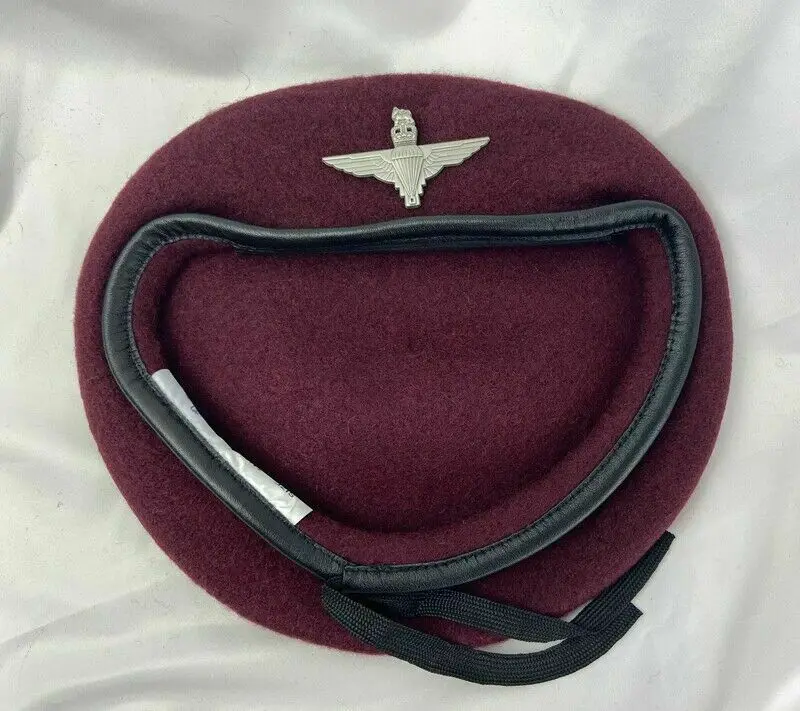 Parachute-Regiment-Red-Devils-WWII-UK-Badge-Maroon-Beret.jpg