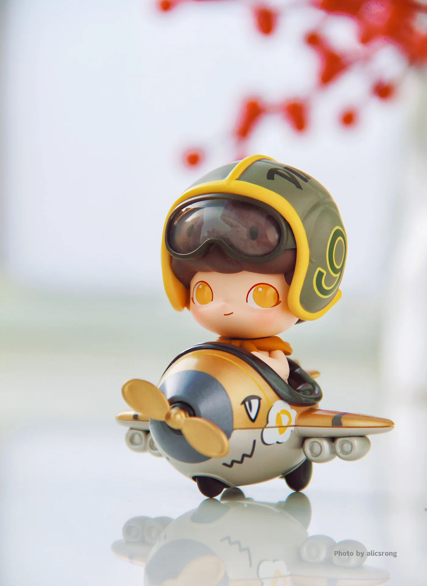 Original-Dimoo-Little-Aviator-Figure-Pilot-Fly-Boy-on-Plane-Designer ...