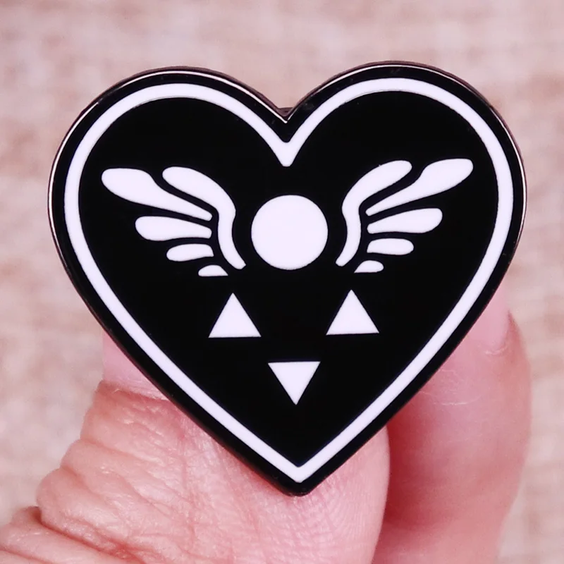 Video-Game-Undertale-Delta-Rune-Symbol-Enamel-Pin-Heart-Badge-Brooch ...