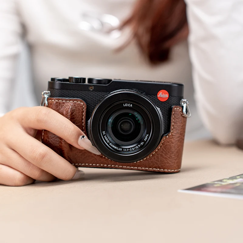 Camera bag for Leica DLUX8 handgrip protector; DLUX8 leather strap ...
