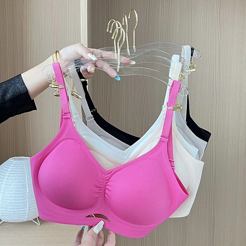Expanded Breast Bra For Women Showing Large Breasts Small Waist Small expanded-breast-bra-for-women-showing-large-breasts-small-waist-small