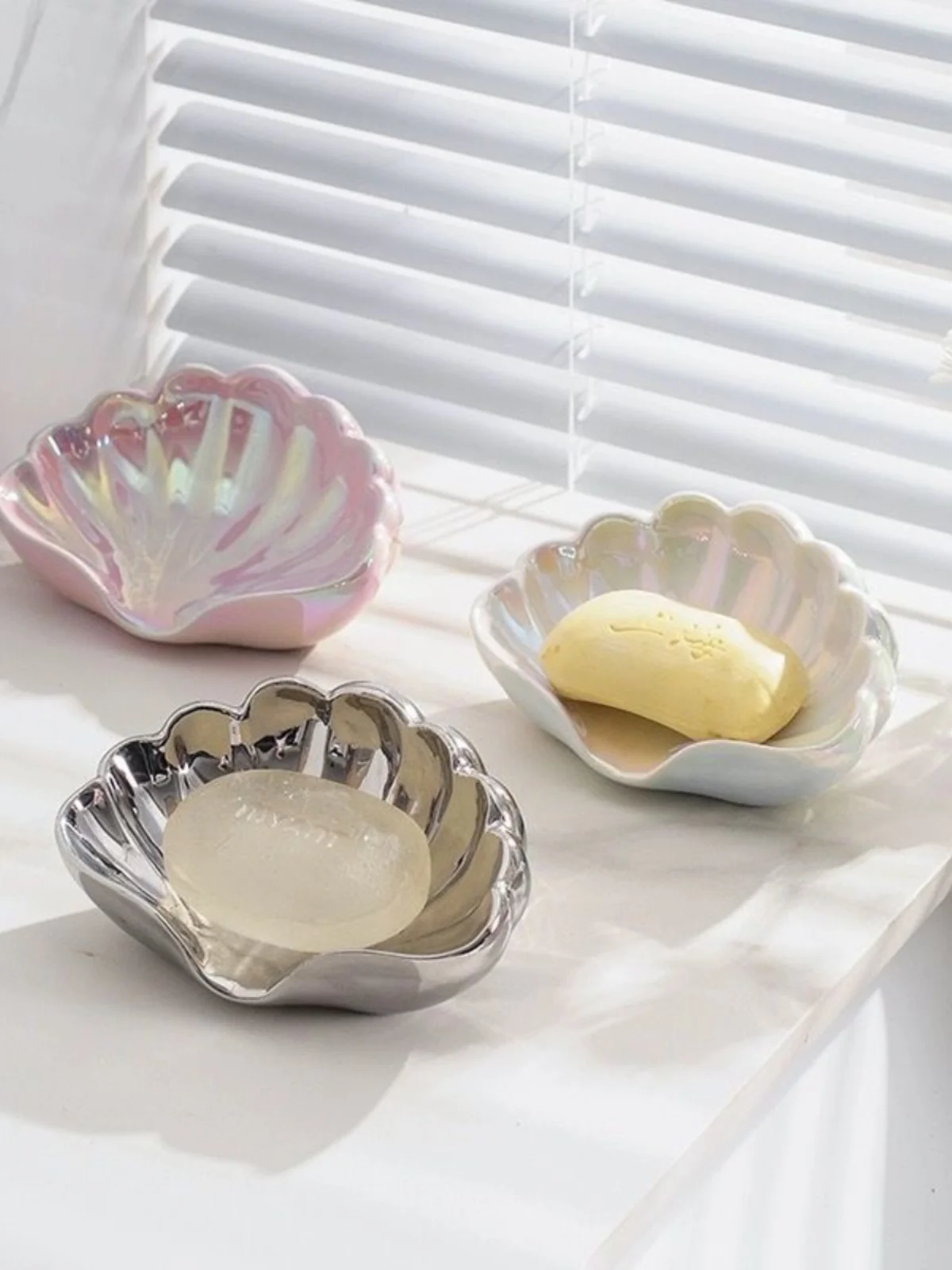 Personalized Creativity Bathroom Soap Dishes Ceramic Shell Soap Box ...