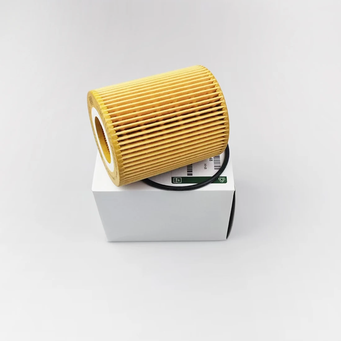 LR013148 Oil Filter Element For LAND ROVER LR3 LR4 Range Rover Sport ...