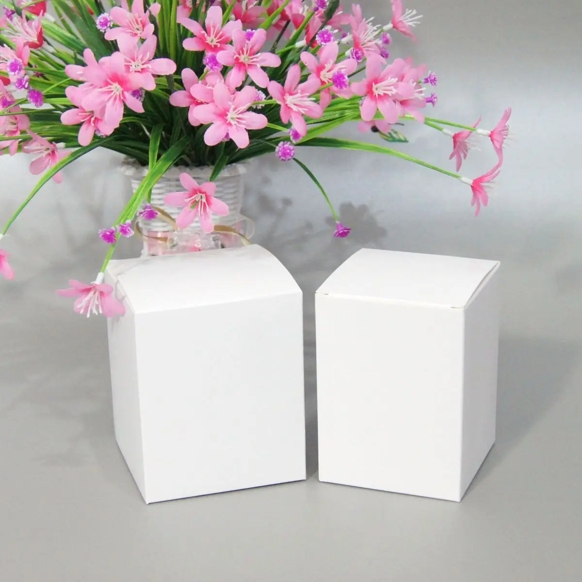 Custom Multi Sizes White Paper Box Small Gifts Packaging Box Carton ...