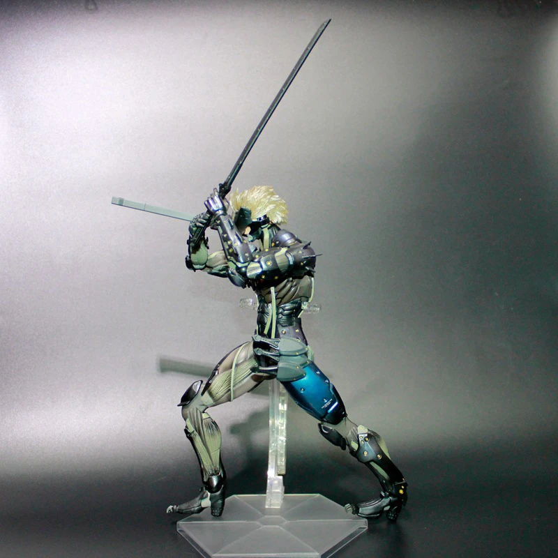 Metal Gear Solid 2 Raiden Figure