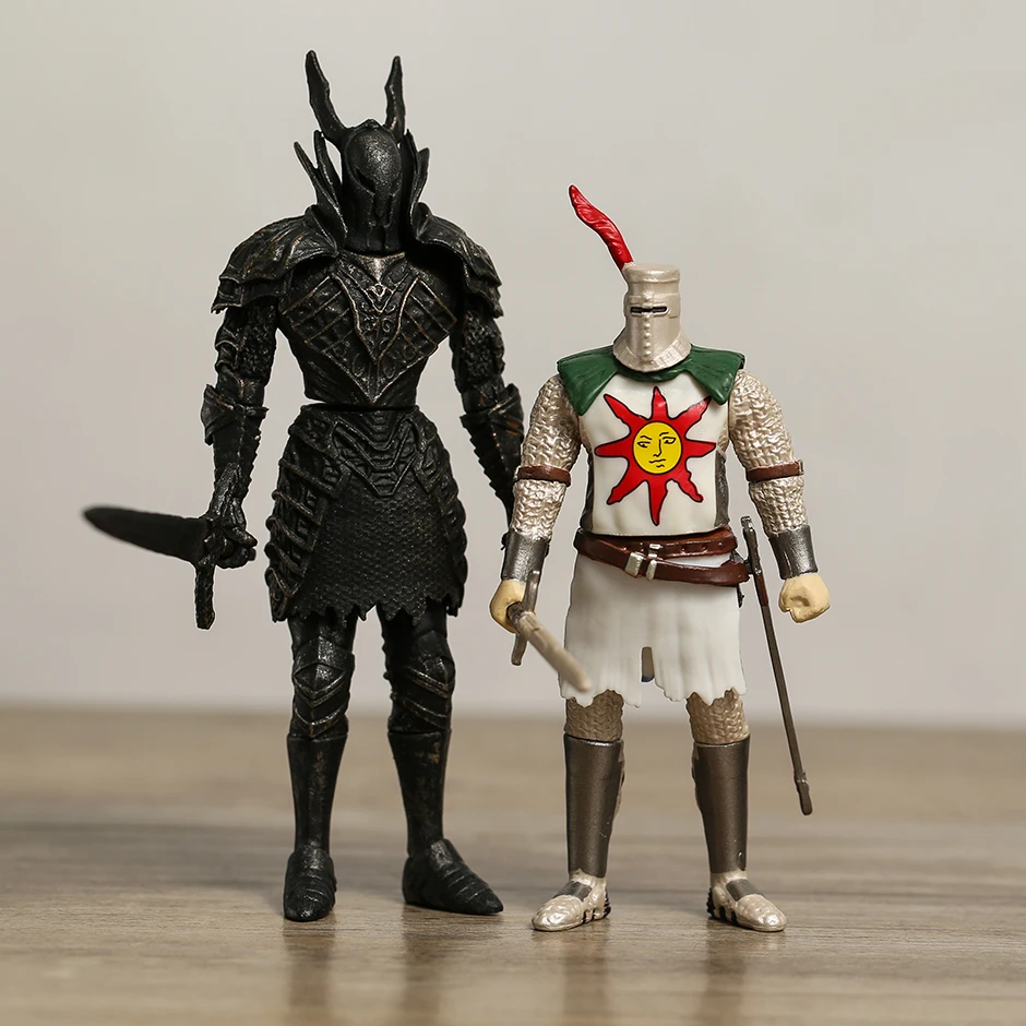 Figural Mega Merge Dark Souls Solaire of Astora / Black Knight PVC ...