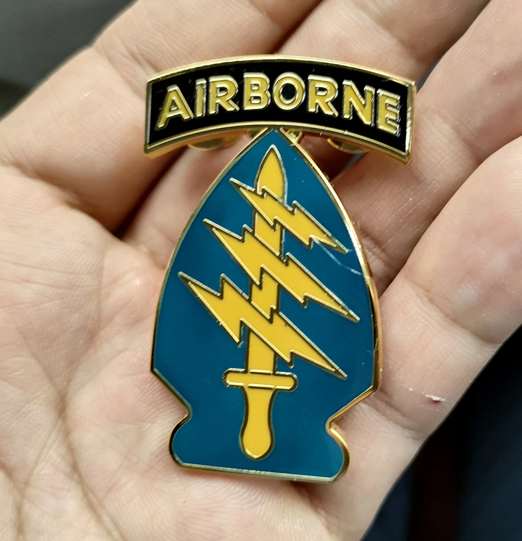 . US ARMY AIRBORNE Special Operations COMBAT SERVICE IDENTIFICATION ...