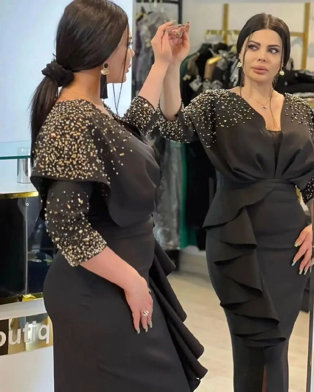 Robe-de-Soir-e-en-Satin-Noir-Tenue-Formelle-Manches-Courtes-Longueur-Th ...