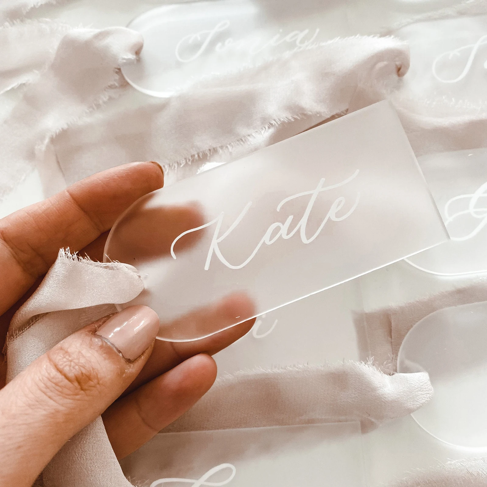 Blank Frosted Acrylic Place Card Arch Luggage Tags Wedding Guest Escort ...