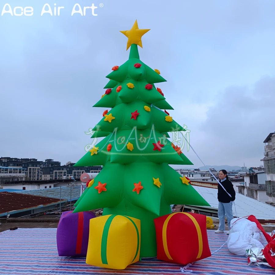 Outdoor Christmas Inflatable Balloon | Giant Outdoor Christmas ...