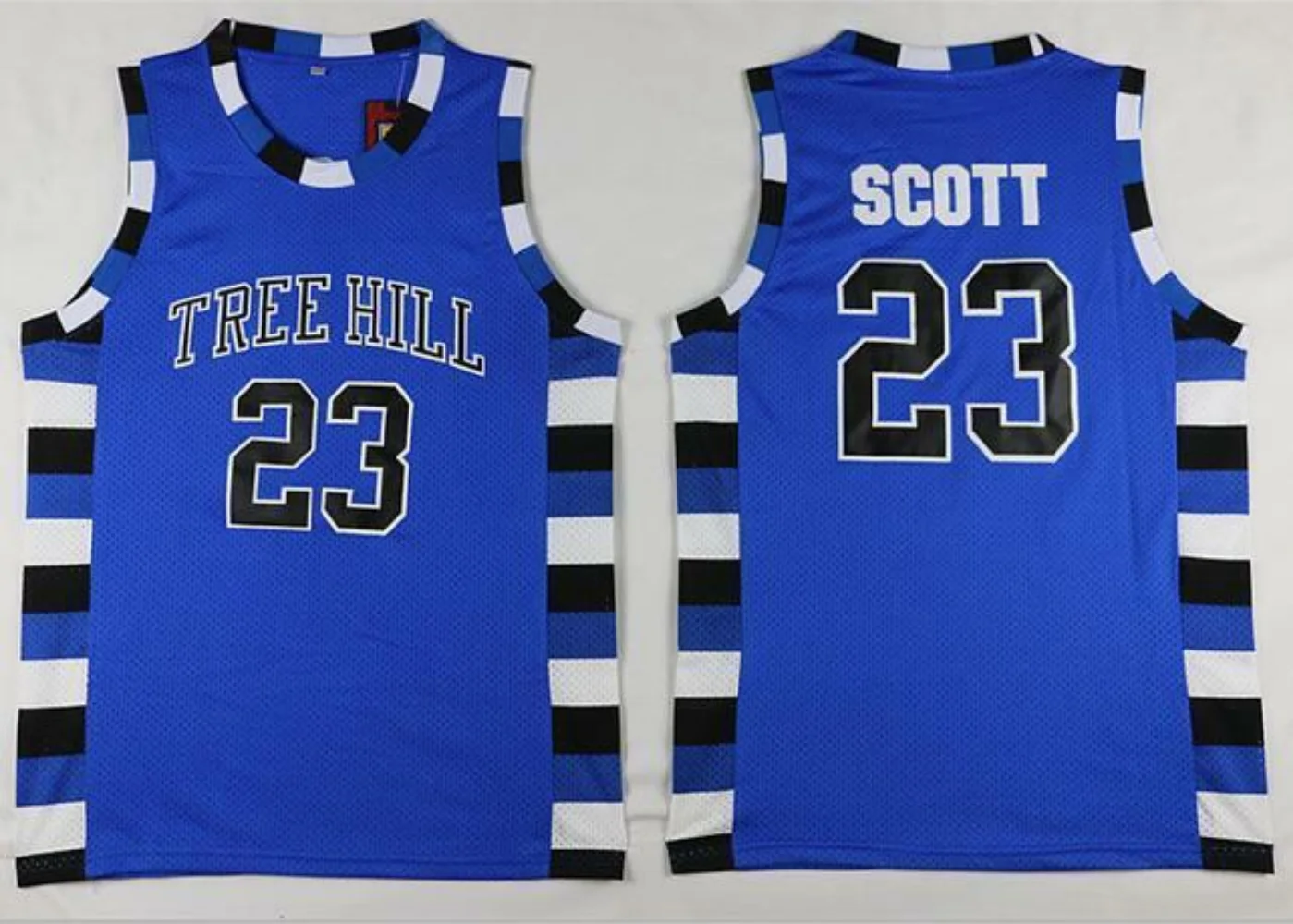 Lucas Scott And Nathan Scott