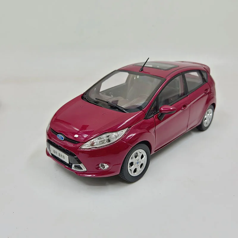 1-18-scale-2011-FORD-FIESTA-Red-Alloy-Simulation-Car-Model-Static ...