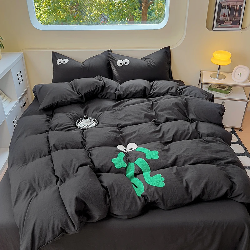 3D-Cartoon-Bedding-Set-Towel-Embroidery-Duvet-Cover-Rosered-Flat-Sheet ...