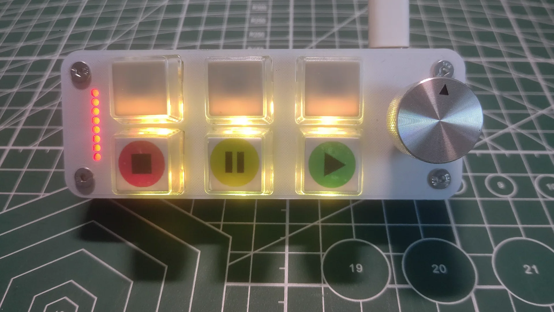 HirenderP1-Qlab-Professional-Performance-Media-Music-MIDI-Keyboard-USB ...