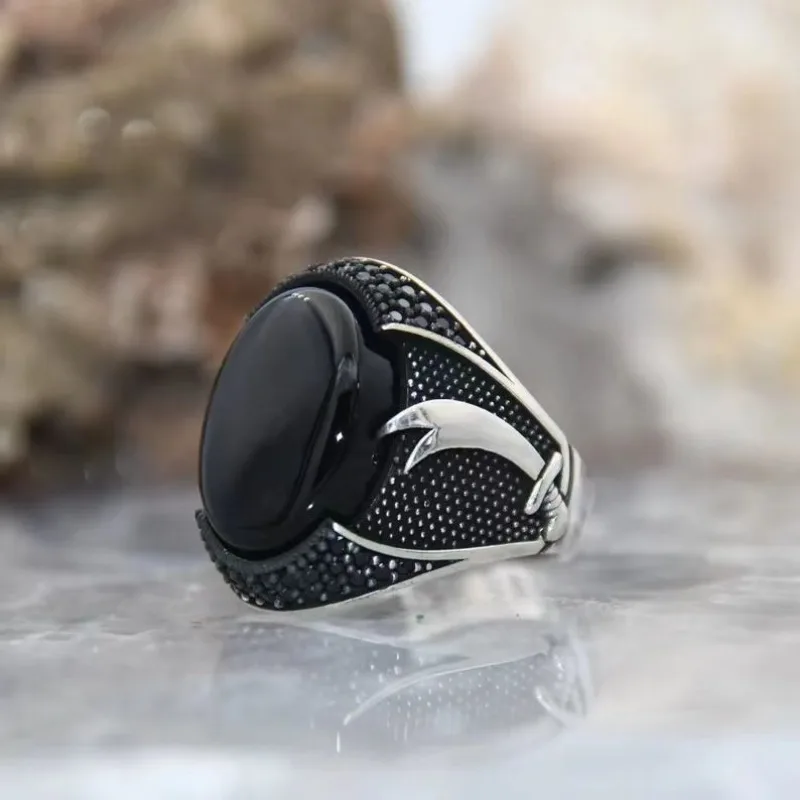 New-European-and-American-Retro-Curved-Sword-Men-s-Ring-With-Oval ...