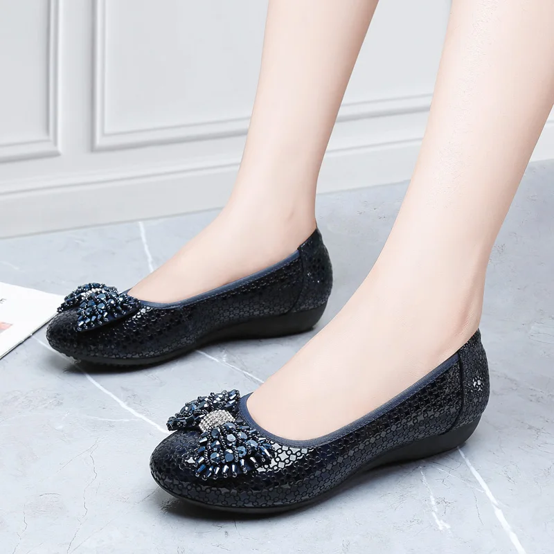 Leather Mother Shoes Spring And Autumn Soft Sole Low Heel Shallow Mouth ...