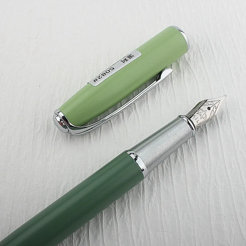 친애하는 고객 및 친구 여러분, 제품 위의 그림에 선물 상자가 표시되면 선물 상자를 제외한 모든 상품이 단일 펜으로 판매됩니다. 배송에는 선물 상자가 포함되지 않습니다.