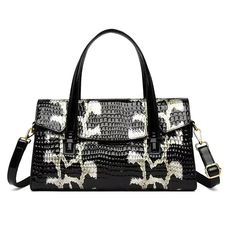 2024-New-Serpentine-large-capacity-bag-stylish-full-shoulder-bag-J80.jpg