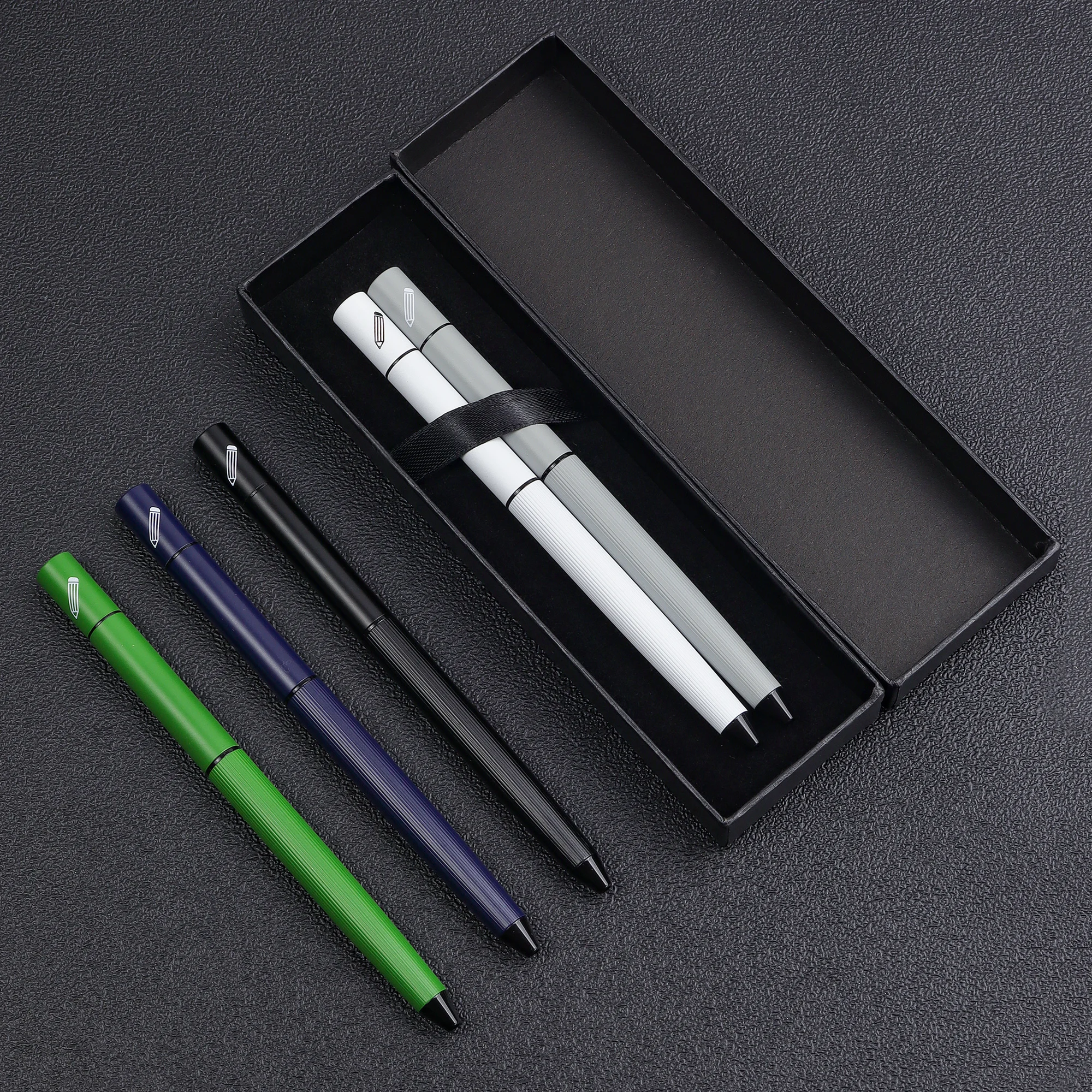 S3729022c42cd4edc80c233f9763530c7R.jpg