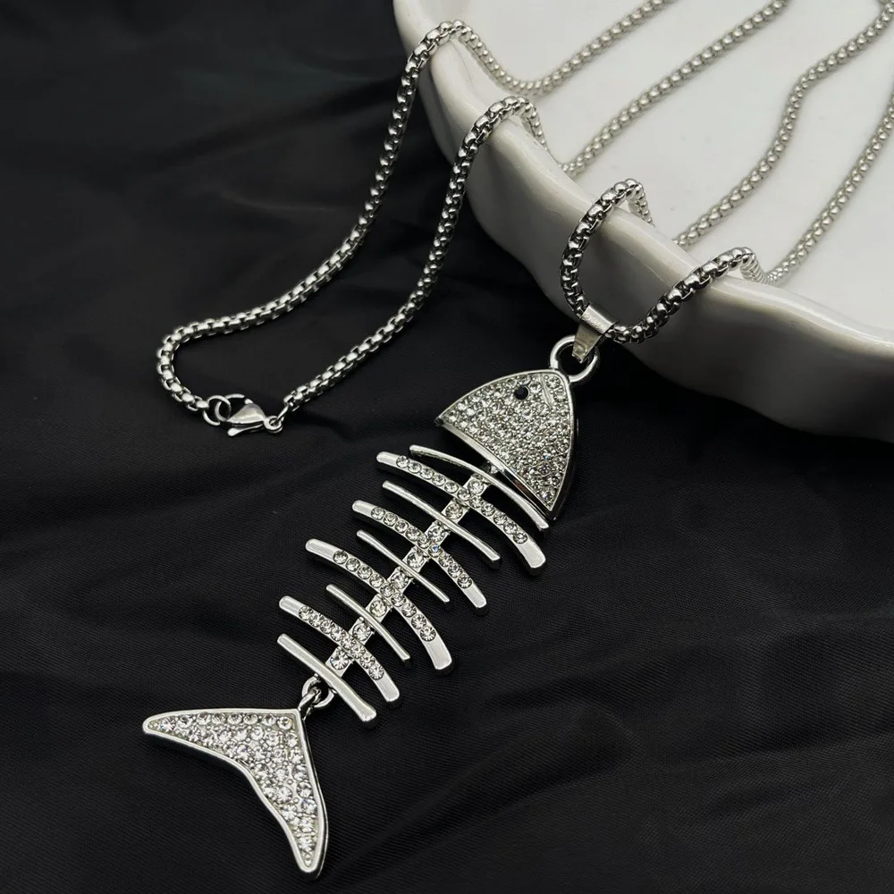 Silver-Personalized-Fishbone-Necklace.jpg