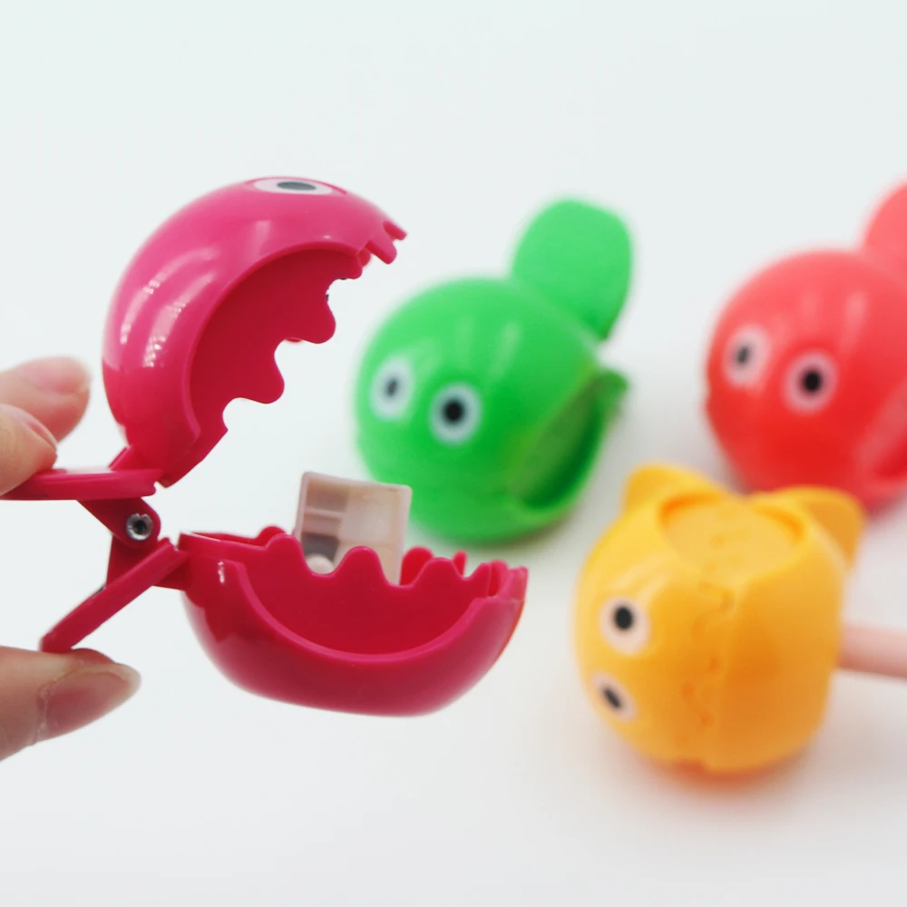 Cute-cartoon-fish-style-student-office-single-hole-plastic-hand-held ...