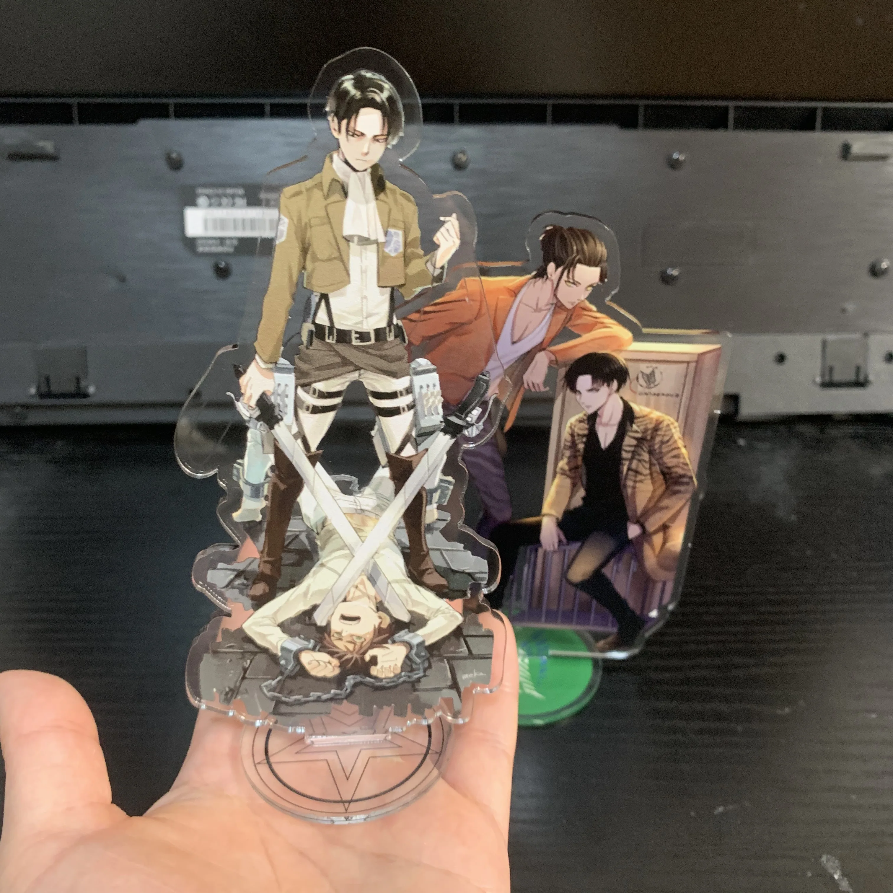 Attack On Titan Levi Kicking Eren